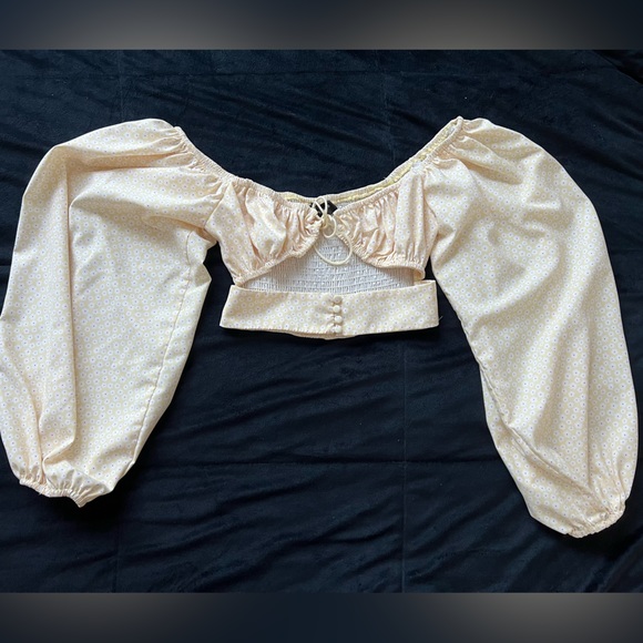 White Fox Boutique | Tops | White Fox Puff Sleeve Crop Top | Poshmark